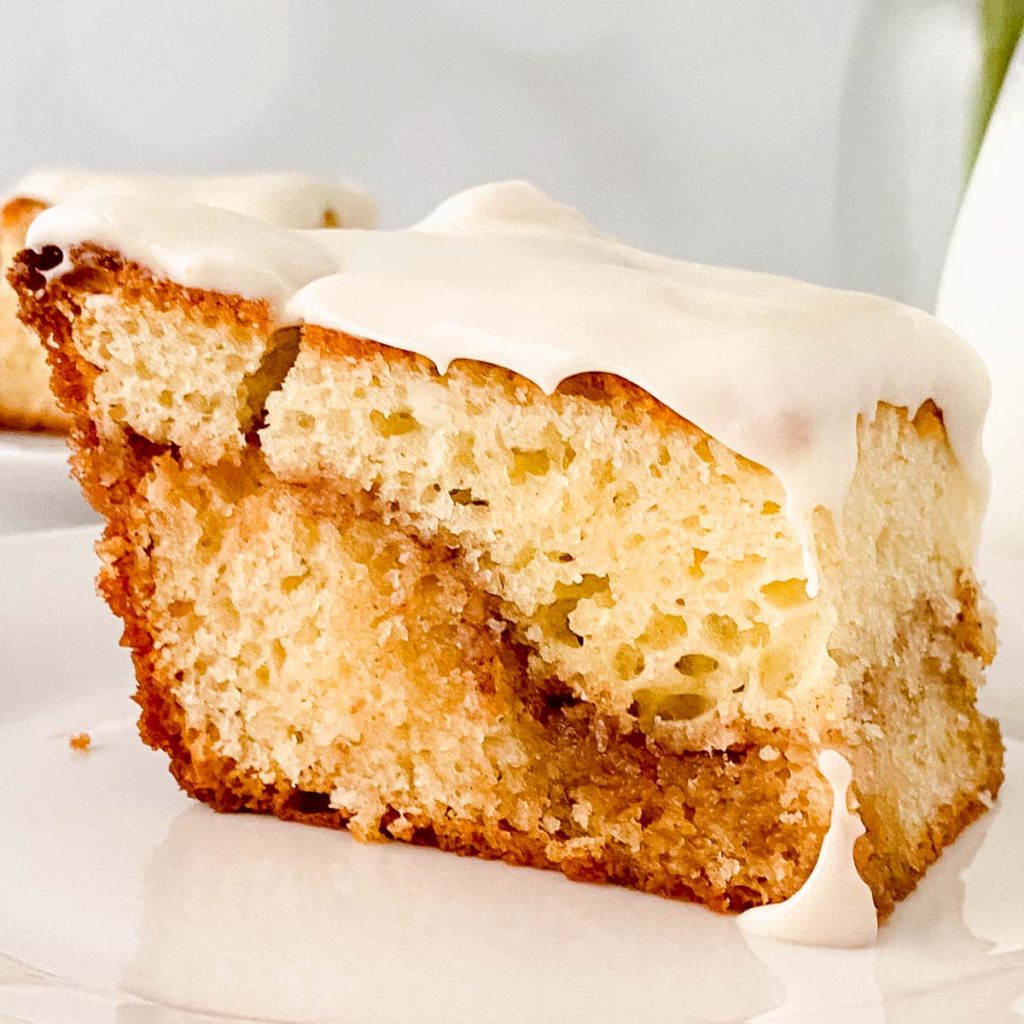 Honey Bun Cake